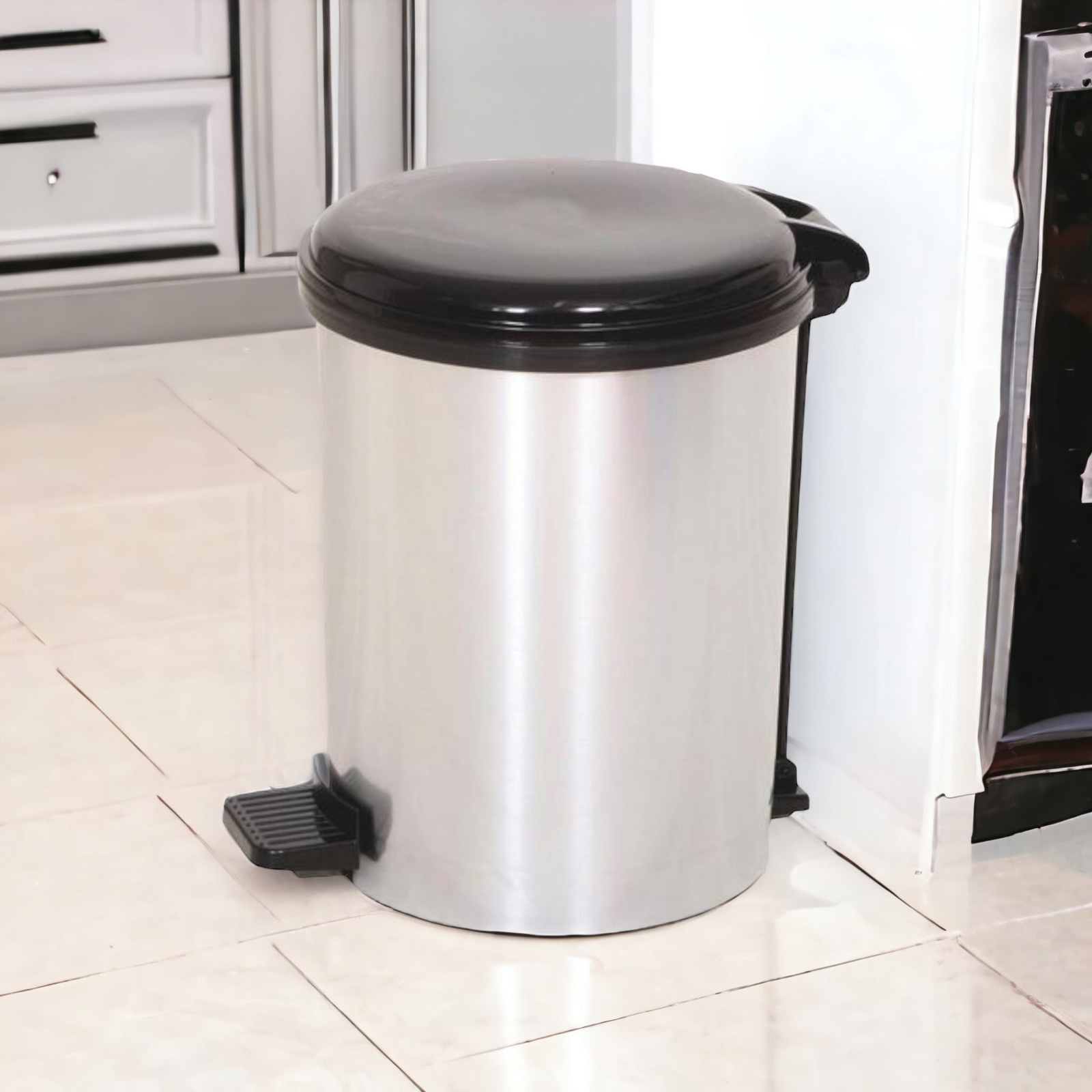 Pedal Office Kitchen Dustbin 18L 2 Tone Formosa 8665