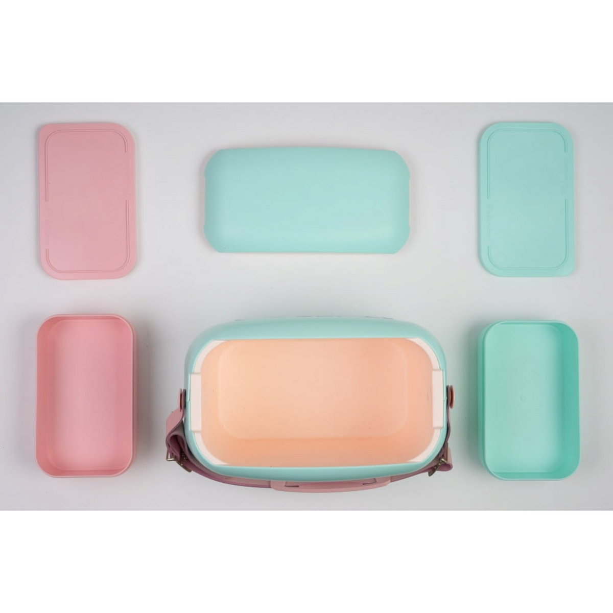 Polarbox 6L Mini Retro Cooler Bag with Two Lunch Box Containers